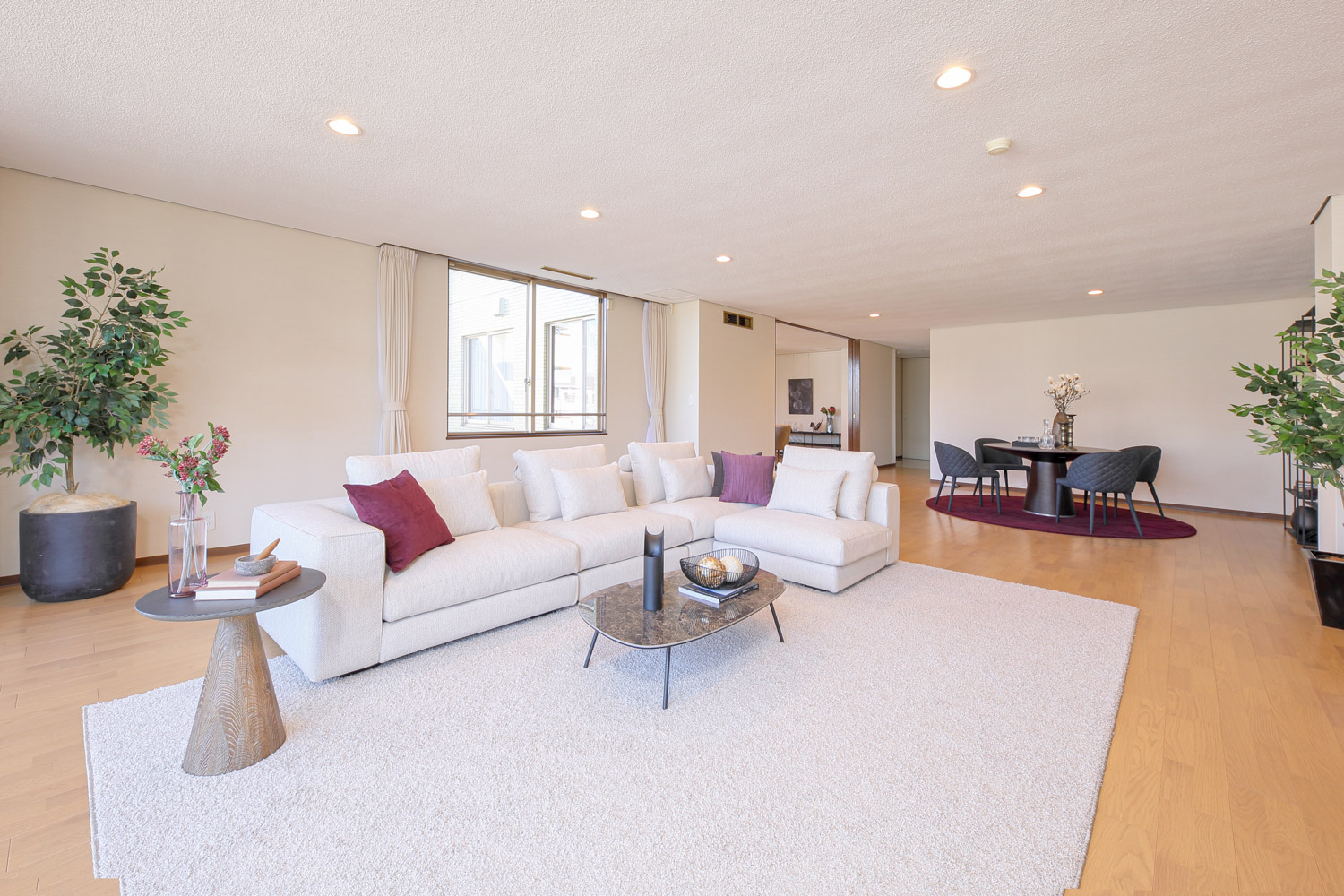 Specialized in Expat Housing Services | Sun Realty